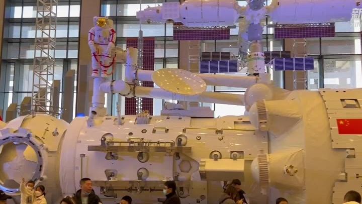 中国载人航天工程30年成就展在国博开幕_关键帧_澎湃新闻-The Paper