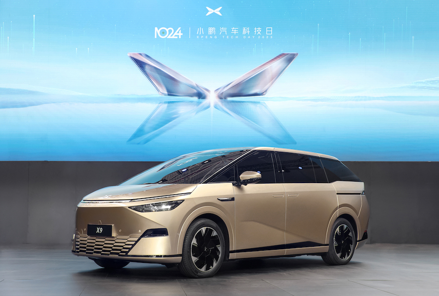 从飞行汽车、双足机器人回到MPV，小鹏汽车科技日有未来够现实_汽车圈_澎湃新闻-The Paper