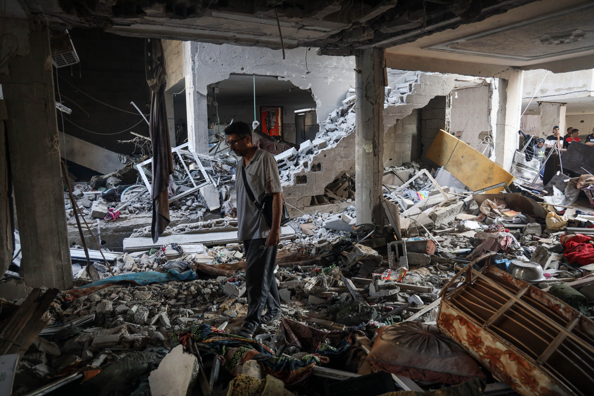 巴以最新战况｜以军进入加沙城“中心地带”，巷战开打_全球速报_澎湃新闻-The Paper