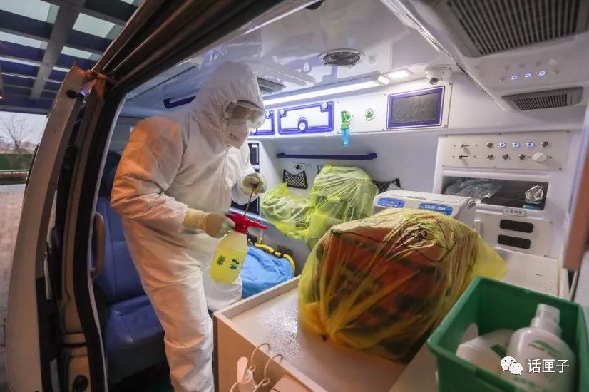 直击CA936：救护车开到停机坪，多部门全程闭环不漏一人_浦江头条_澎湃新闻-The Paper